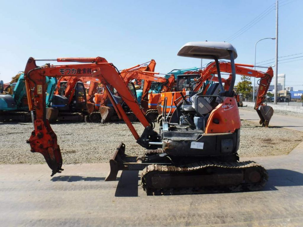 Hitachi ZX30U Mini Excavator SZ06 - Kok Leong Motor
